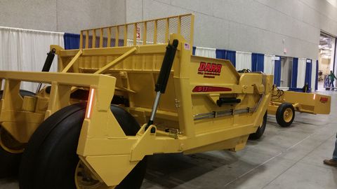 Darr Scrapers - Tractor & Farm Equipment Dealer in PIASA, IL 62079.