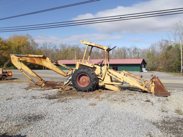 Ford 550 TLB Dismantled (4994920) RUSSELLS TRACTOR PARTS SCOTTSBORO ...