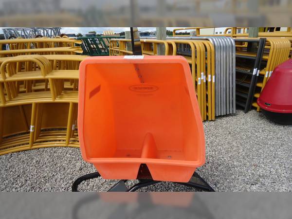 Sioux Steel Company Mineral Feeder Feeders/Waterers/Barn Equip (8973375 ...