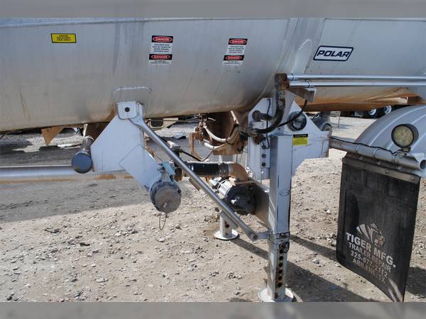 2012 Polar MC407 8400 GALLON Vacuum Tanker #C1038026 DON BASKIN TRUCK ...