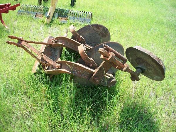 Dearborn 10-80 Plow #60322 BURTON FARM & CONSTRUCTION EQ NEWTON Alabama ...