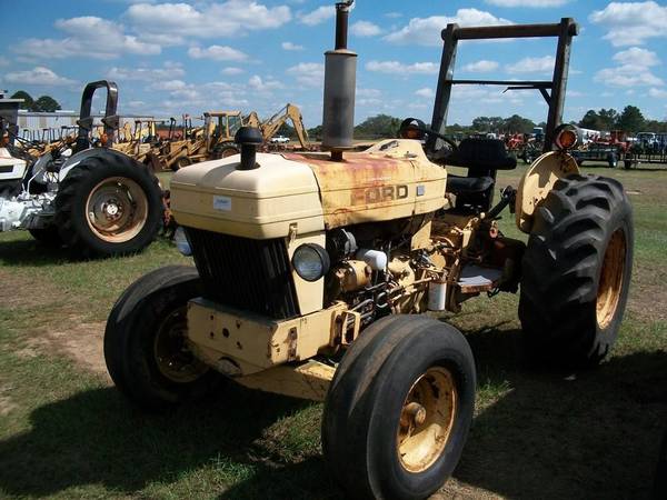 Ford 260C Tractor #BC30207 BURTON FARM & CONSTRUCTION EQ NEWTON Alabama ...