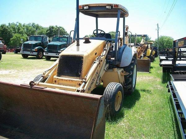 New Holland 555E Tractor/Loader/Backhoe #031001781 BURTON FARM ...