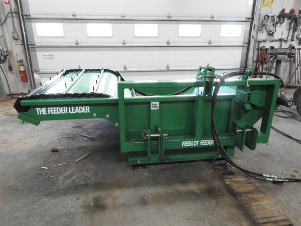 FEEDER LEADER THE BOSS Tub Grinder/Bale Processor (11839663) BENDA AG ...