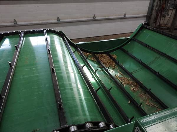 FEEDER LEADER THE BOSS Tub Grinder/Bale Processor (11839663) BENDA AG ...