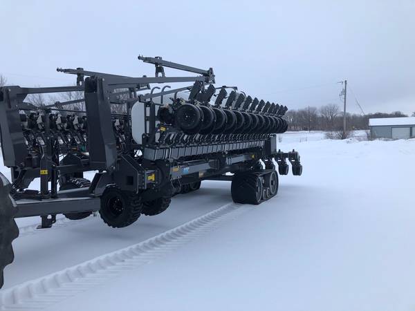 2024 Wil-Rich 10K Planter/Row Unit (12309434) SMITHS MILL IMPLEMENT ...