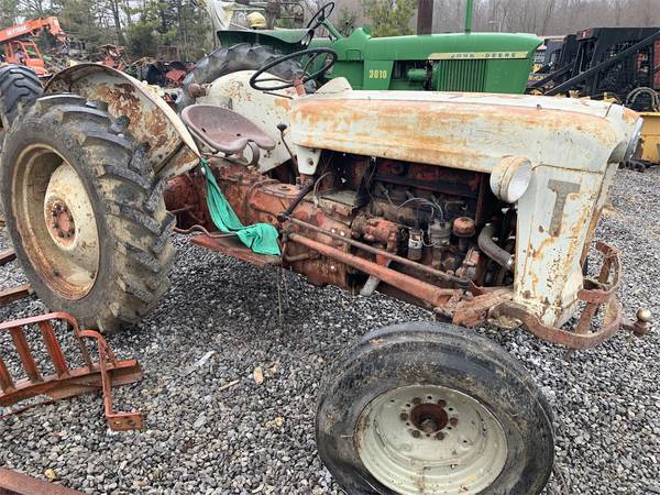 Ford 600 Dismantled Tractor (12541341) RUSSELLS TRACTOR PARTS ...