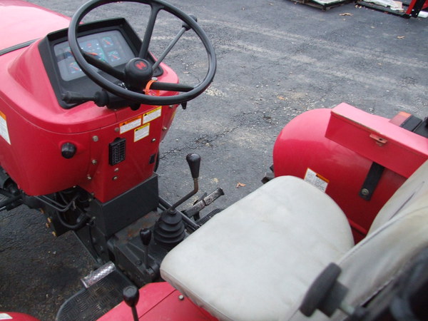 Mahindra 3525 Tractor (14819739) VALLEY FARM EQUIPMENT SCIENCE HILL ...
