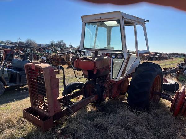 International 1456 Tractor #14071 KADDATZ AUCTIONEERING & FARM ...