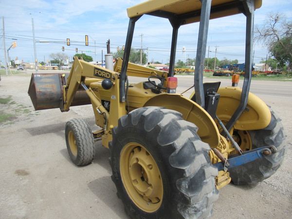 Ford 445C Tractor #901 HEILIGMAN EQUIPMENT, LLC CHARLOTTE Texas | Fastline