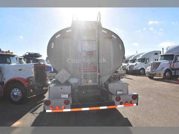 2007 Mack GRANITE CTP713 Fuel/Lube Truck #1M2AT13C17M001941 DON BASKIN ...