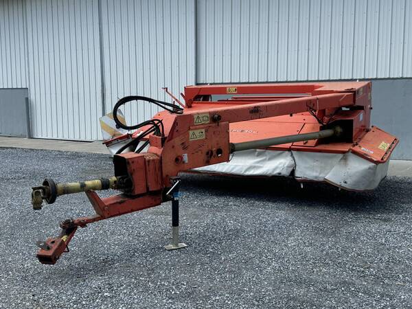 Kuhn FC302 Mower Conditioner #B0115 BURKHOLDER TRACTOR & EQUIPMENT, LLC ...