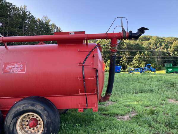 Calumet 3750 Liquid Manure Tank (25336795) Brubacker Ag Equipment LLC ...