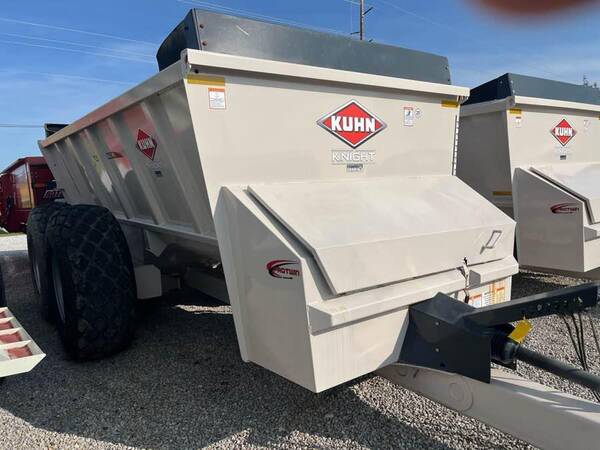 Kuhn Knight SLC141 Manure Handling and Applicator #1888 MCCONNELL FARM ...
