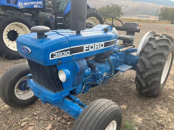 Ford 3930 Tractor #BC78503 S.S. EQUIPMENT LA GRANDE Oregon | Fastline