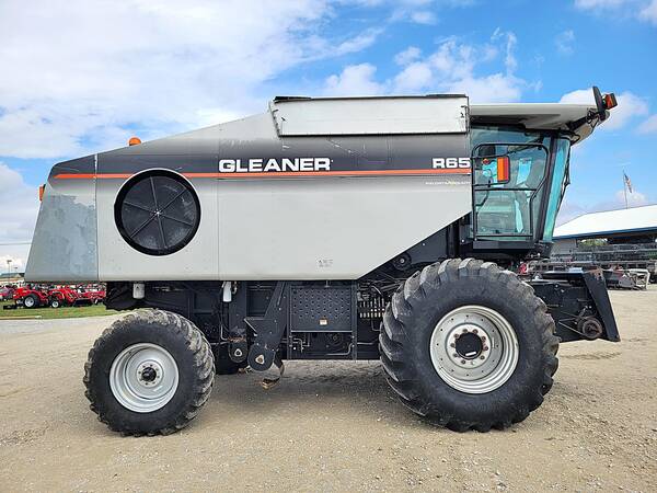2004 Gleaner R65 Combine #HN62179 MAYER FARM EQUIPMENT JEFFERSONVILLE ...