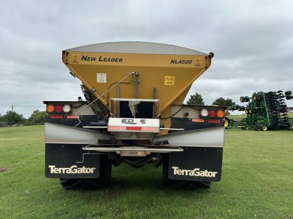 2019 AGCO TG 8400C Air Seeder #A6CA8400PKNNN1101 WESTERN EQUIPMENT, LLC ...