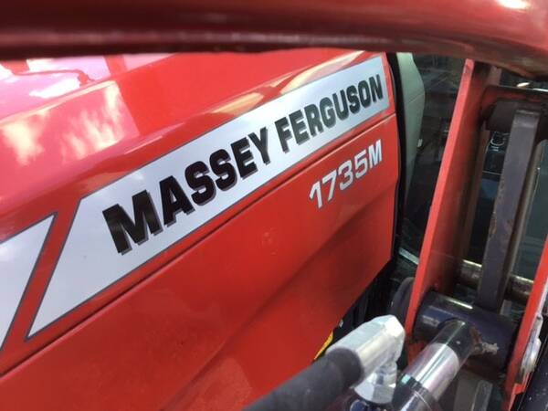 Massey-Ferguson 1735M Tractor (25638090) ED PRIEBE SALES & SERVICE ...